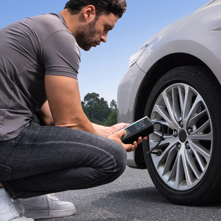 Fanttik S200 APEX Powerful Portable Air Pump and Tire Inflator with Po ...